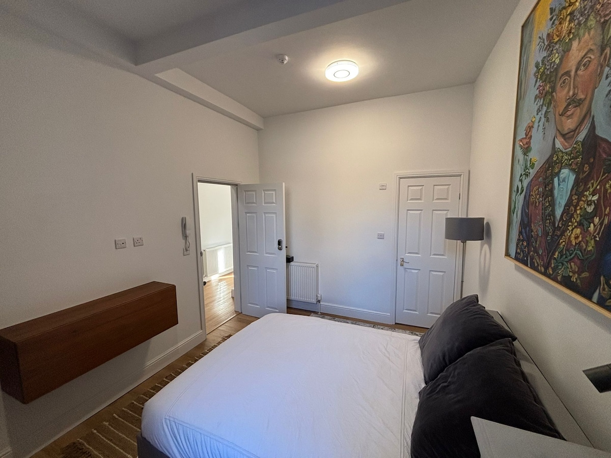 R1 - Ensuite Double Room near Liverpool - Houses for Rent in Merseyside ...