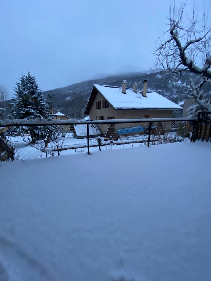 Flocon De Neige Au Cœur Des Alpes - Briançon