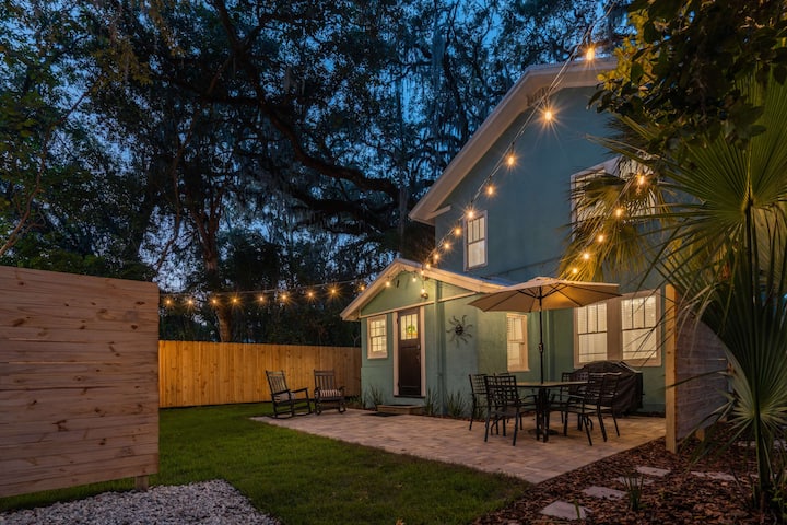 Sanctuary On 3rd | Walk To Uf • Parking • Grill - Gainesville, FL