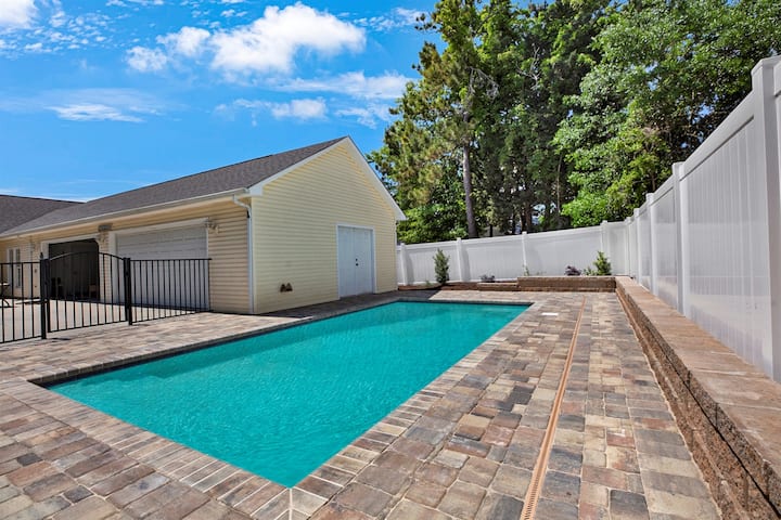 "Lowery" House W/private Pool Free Golf Cart Use - North Myrtle Beach, SC