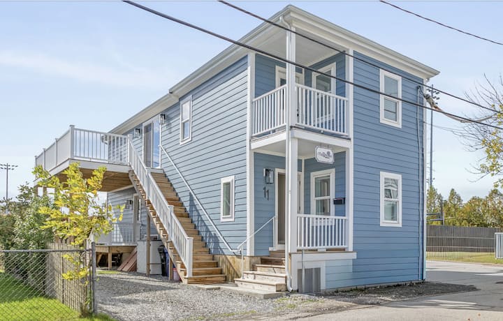 Magnolia Manor-walk To Beach, Mansions, Cliff Walk - Newport, RI