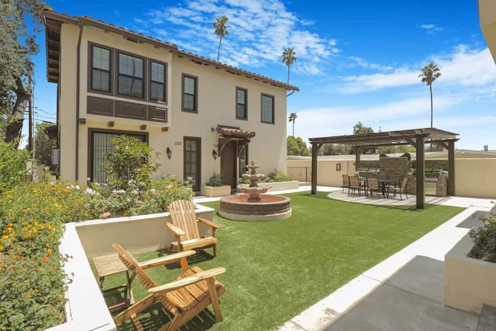 Stylish Pasadena Stay Near Old Town & Rose Bowl - Pasadena, CA