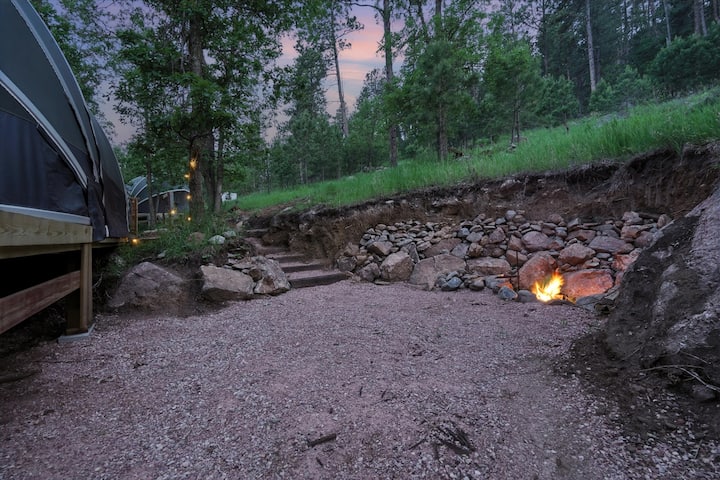 Winter Escape To A Boutique Hideaway - Mount Rushmore National Memorial