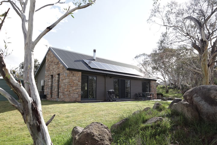 Touchdown Cottage - Kosciuszko National Park
