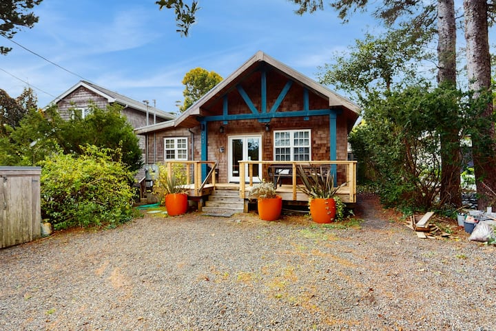 2br Cottage | Near Ocean | Wifi | Washer & Dryer - Manzanita, OR