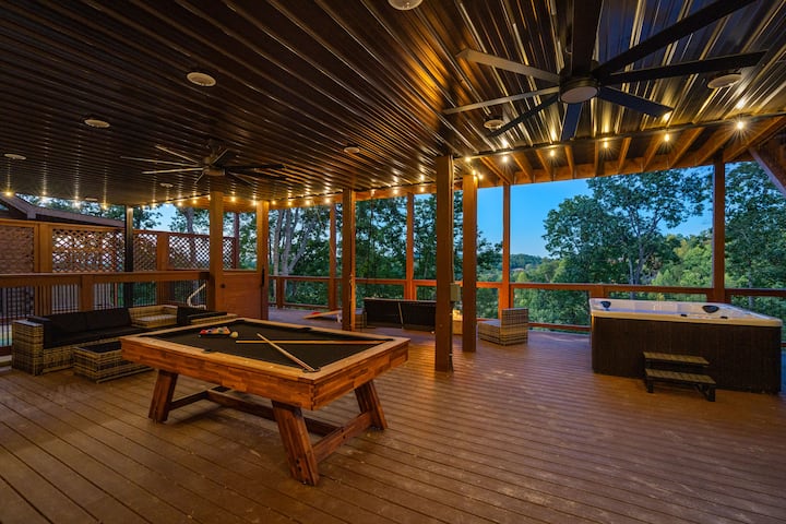 Happily Ever After - Gatlinburg, TN