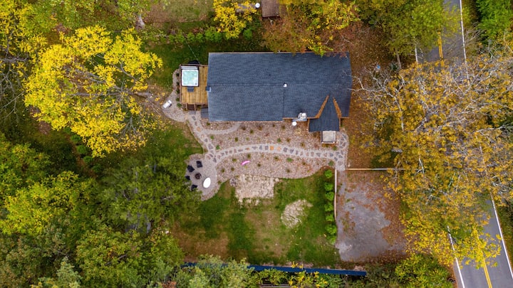 New: Cozy One Level W/ Hot Tub In Kerhonkson - Kerhonkson, NY