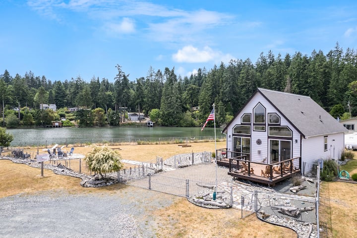 Sisters By The Sound By Avantstay | Beach Access - Port Townsend, WA