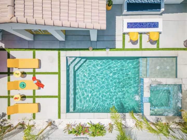 Colorful California Vibes - Amazing Pool & Hot Tub - Indio, CA