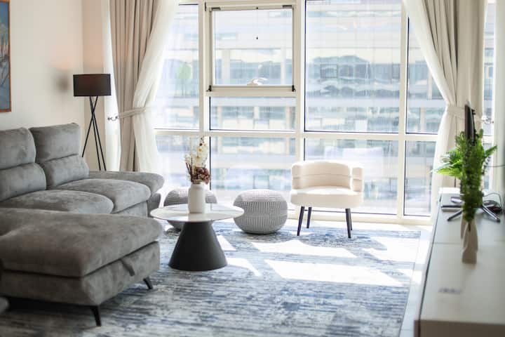 Elegant 4br Waterfront Apartment | Sea View | Al R - Abu Dhabi