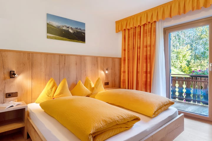 Veltierhof Doppelzimmer 1 - Urtijëi