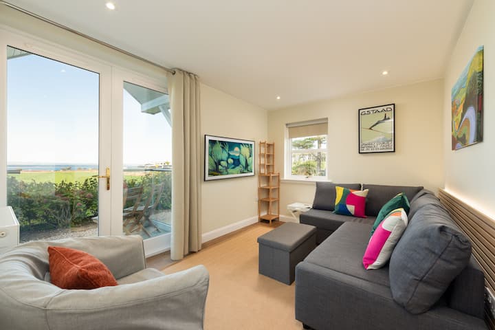 Countryside Estate | Sleeps 18 | Garden + Parking - Saint Andrews