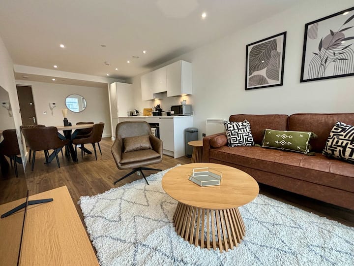 Luxury 2 Bed Apt Bracknell - Bracknell