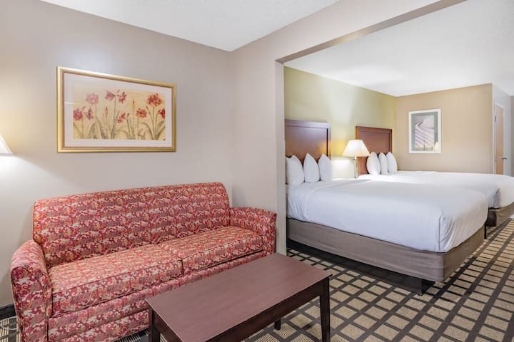 2 Queen Studio | Baymont Gurnee | Family Stay - 워키건