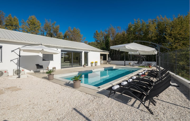 Stunning Home In Zminj - Istrien