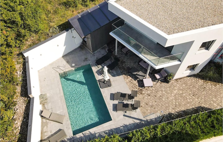 Lovely Home In Ladvic - Crikvenica