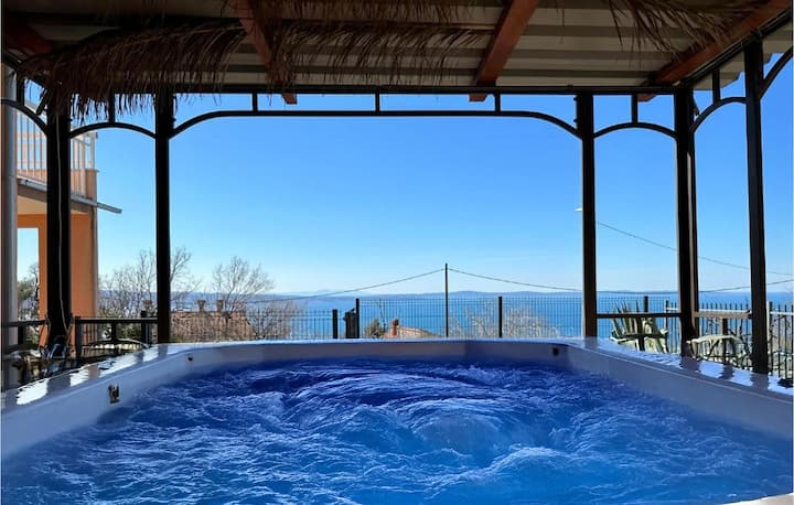 Cozy Home In Podstrana - Podstrana