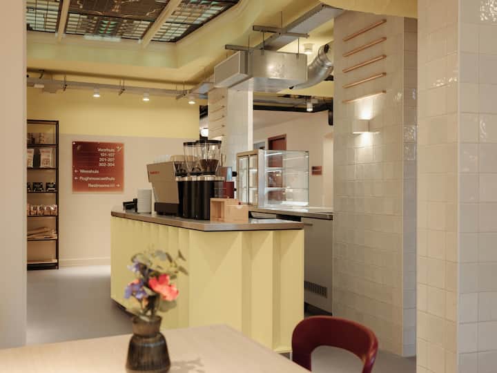 Cosy Room With Sofa By Conscious Hotels - Utrecht