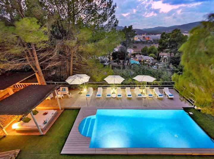 Villa Montecristo - イビサ島