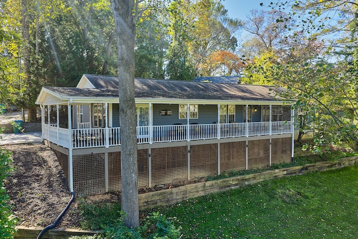 3br 2b House | Crown Plaza Resort Golf Course View - Asheville, NC