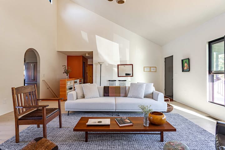 High Meadow House: Scenic Views | Deck | Games - Kerhonkson, NY