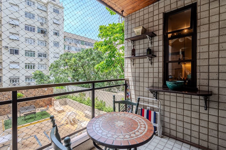 Beachfront Apartment With A Pool, Gym, And Parking - Brazil