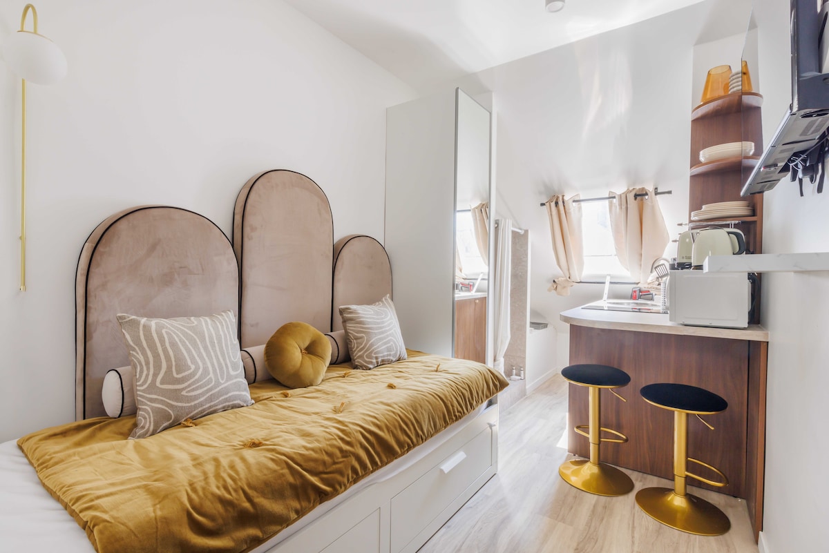 Cosy studio - 1P -Trocadéro - Appartements à louer à Paris, Île-de ...