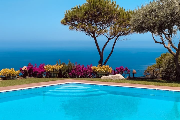 Villa Stromboli, Exclusive Villa With Pool - Tropea