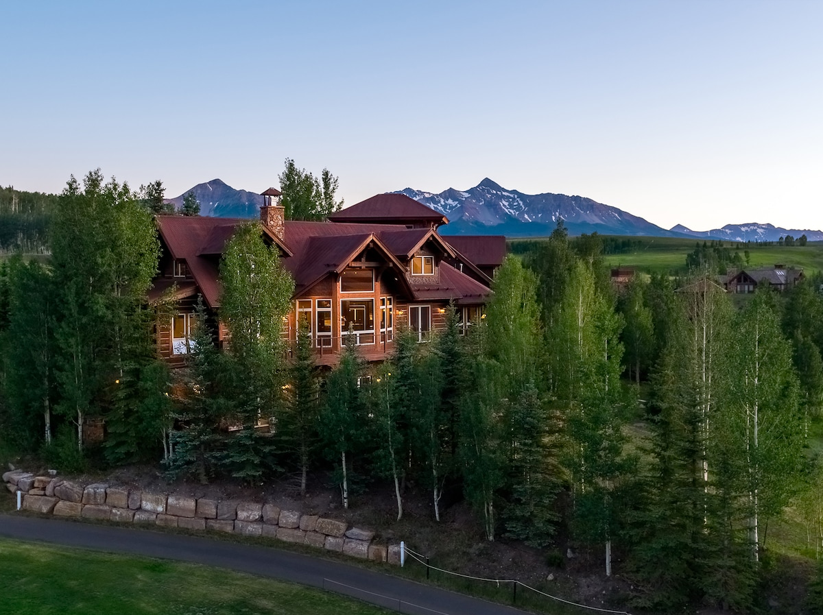 Serene Alpine Escape on the Telluride Golf Course - Houses for Rent in ...