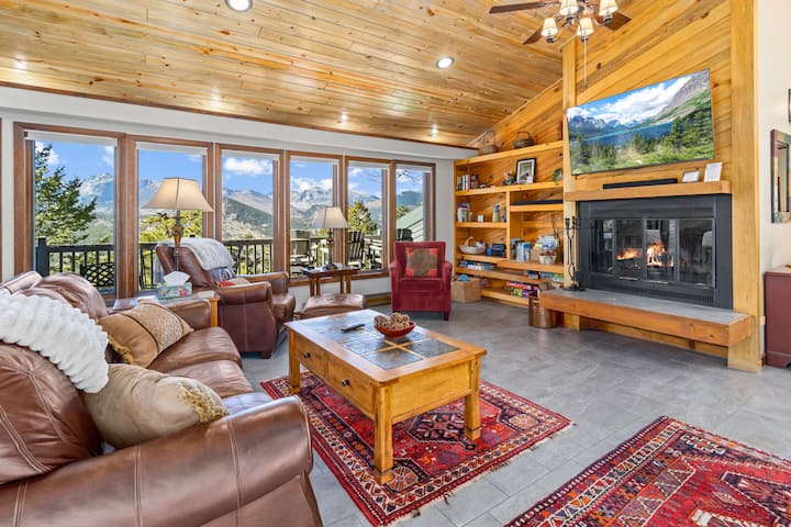 Peak-a-view - Incredible Mountain Views! - Estes Park, CO