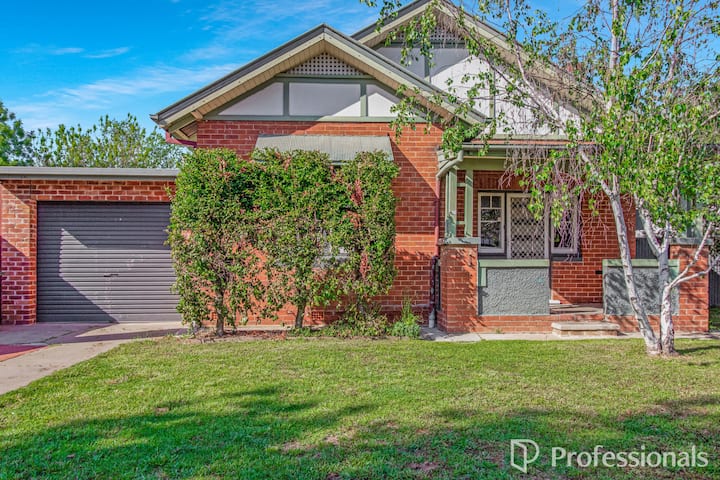 Quiet And Quaint In Gormly - Wagga Wagga