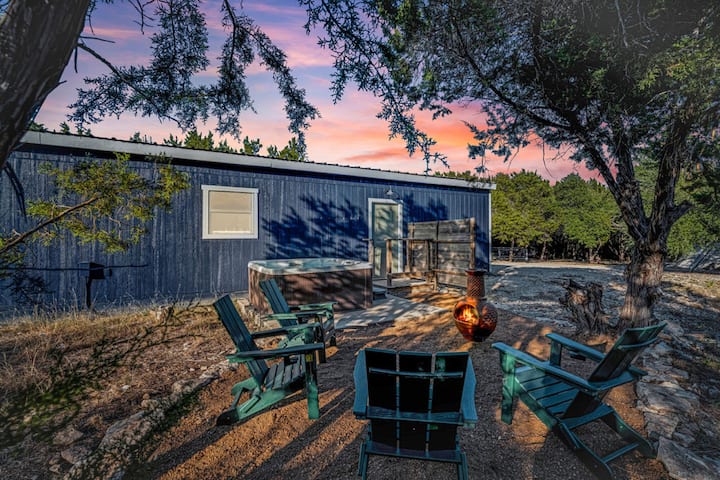 3br Near Wimberely | Private Hot Tub| Sleeps 7 - Driftwood, TX