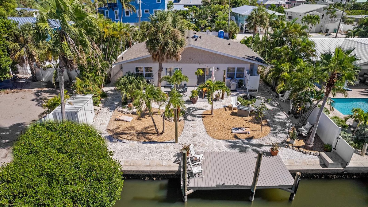 Le Salty Marlin B : face au canal et quai à North End - Maisons à louer ...