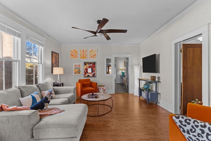 Casabunga - Walk To Cargo District - We Love Dogs - Wilmington, NC