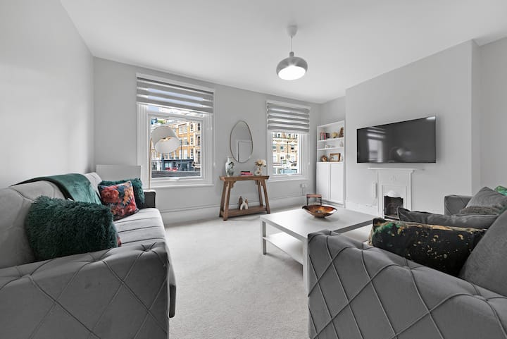 Spacious Angel Maisonette · Walk To Old Street - London, UK