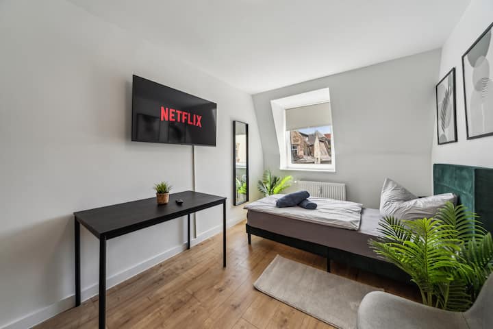 Perfekt Für Große Gruppen, Waschmaschine, Wlan - Zeitz