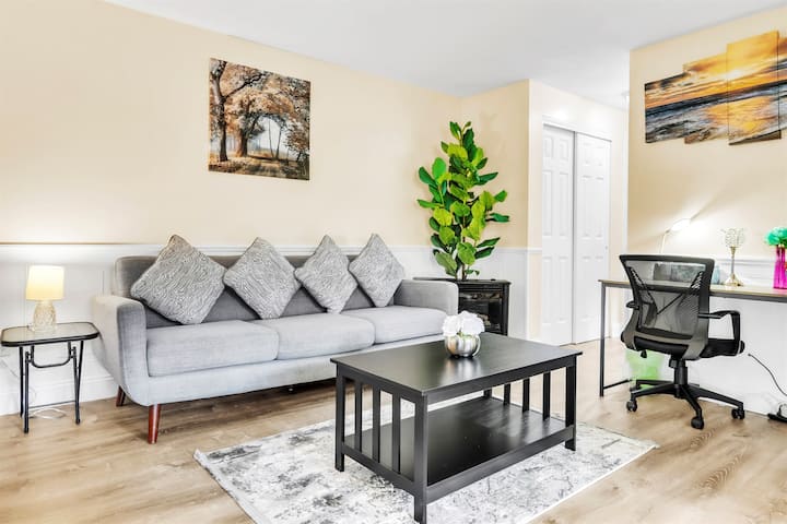 Trustay In Manchester - Carousel, Manchester