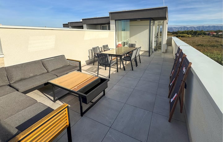 Cozy Home In Privlaka With Wifi - Privlaka