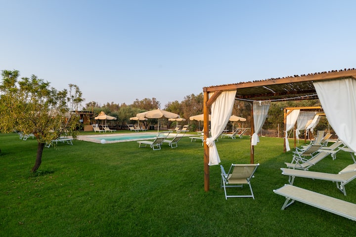 Bellavita And Pool - San Vito dei Normanni