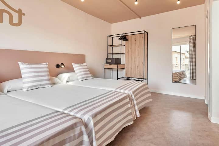 Chambre Triple Et Brunch Illimité - Lloret de Mar