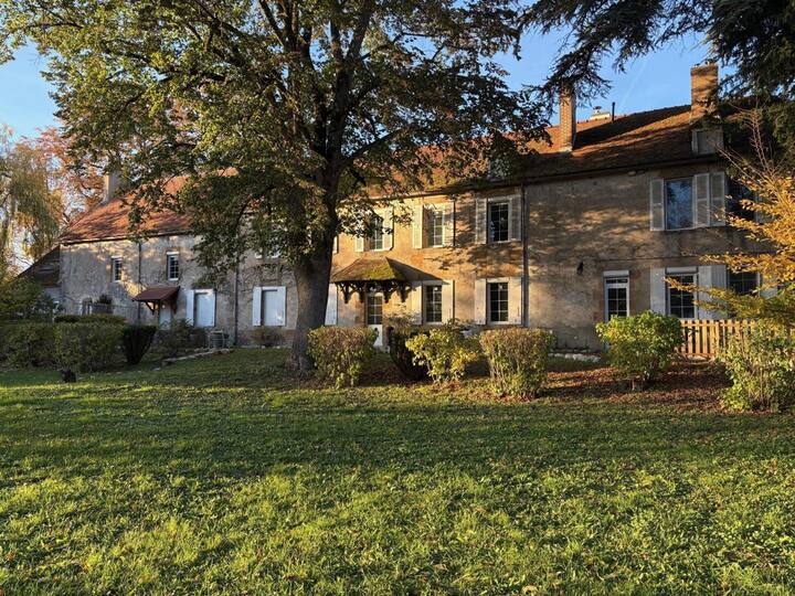 Gîte De Charme Avec Jardin Paisible à Souvigny - Bourbon-l'Archambault