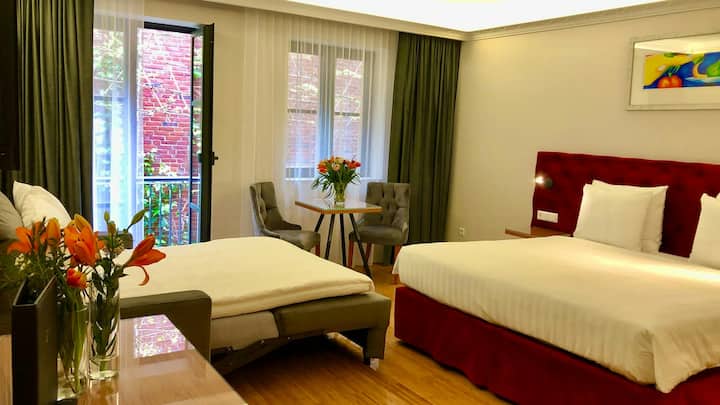 Superior Room By Chasse Hotel Residency / Balcony - Amsterdam