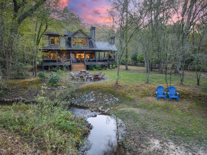 Flowing Grace - Hot Tub, Creek, Close To Downtown - Blue Ridge, GA