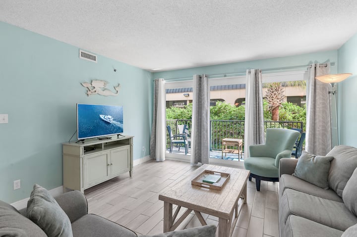 Includes Beach Service! Balcony-pool-sea Oats 211 - Okaloosa Island, FL