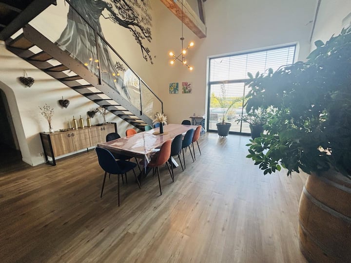 Gîte Familial Avec Piscine Et Jardin à Bressolles - Moulins