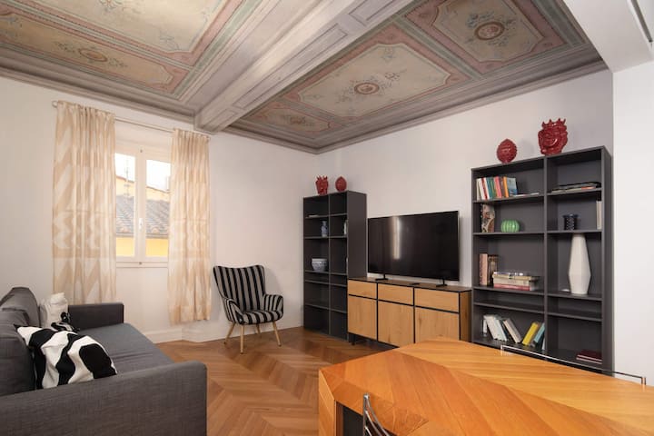W* | Modern 2br Apartment In Santa Maria Novella - Florenz