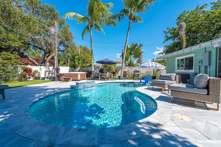 Relaxing Salt Pool & Spa, Walk To Key Lime House! - Boynton Beach