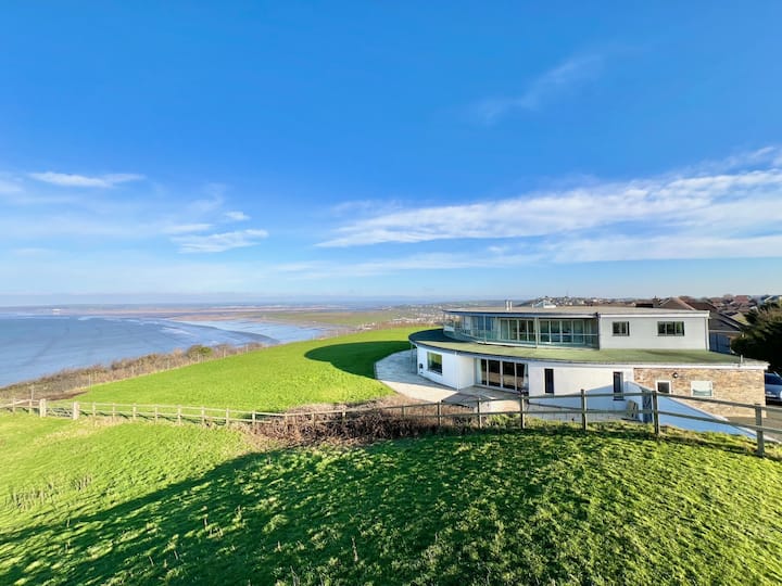 Whitewater With Expansive Sea Views And Hot Tub - Croyde