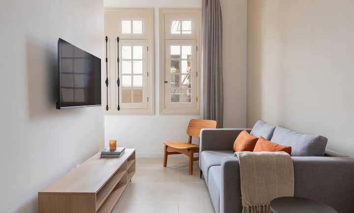 Tabas | Confortável 1q No Centro/lapa | Cn0042 - Glória