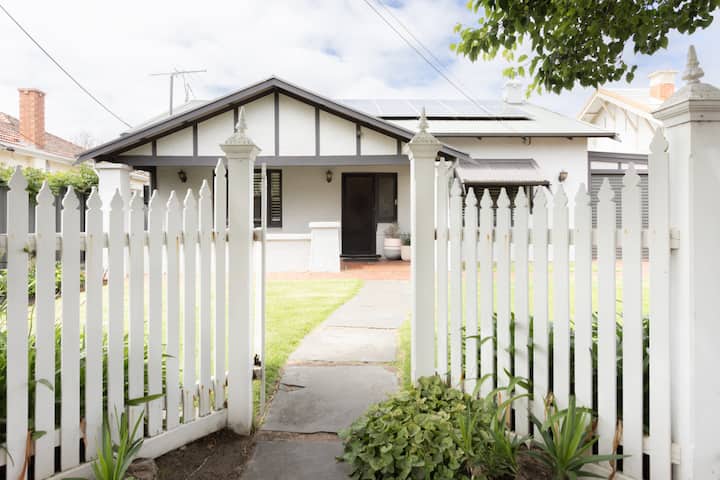 Gem On Harris I Beach I Cafes I Nespresso - South Australia